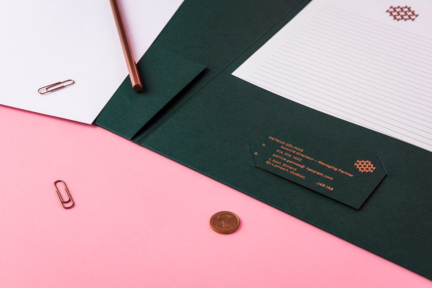 Айдентика Hexarem / Все о дизайне / Pollskill